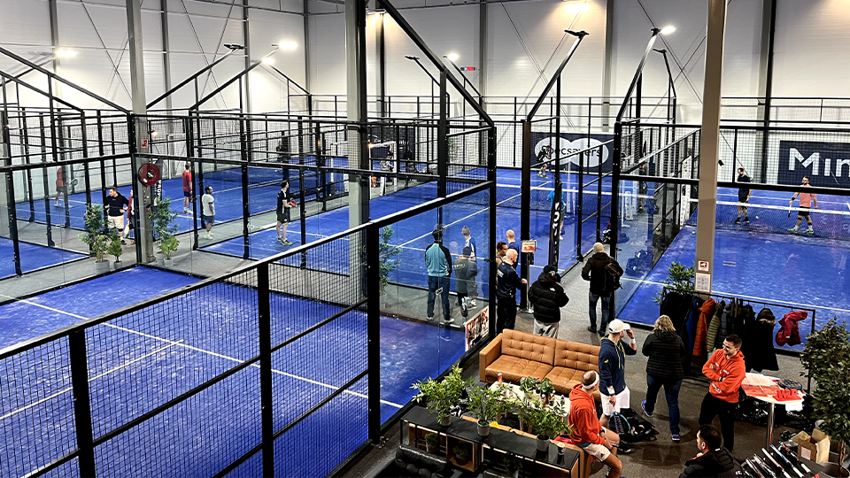 Padelglede for kjente og ukjente fjes i Elverum - Padel Alto Norge ...